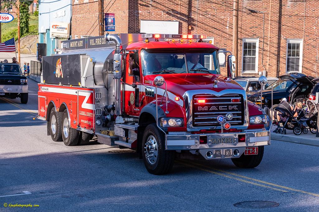 Fire Company Participates in Town American Spirit Parade - Mt Airy ...